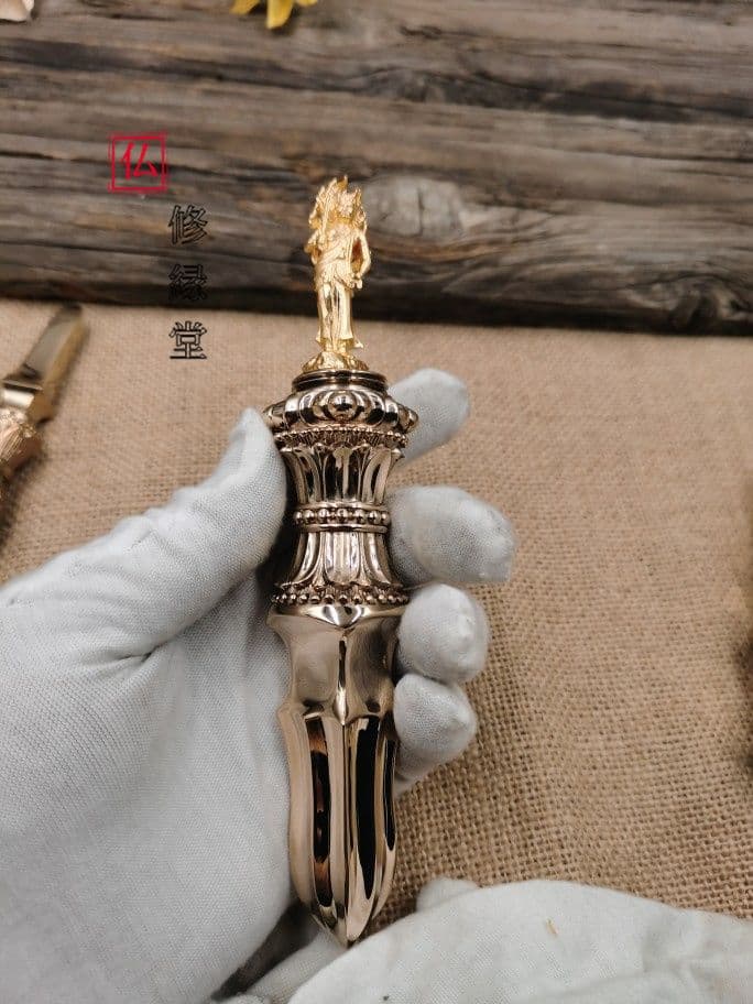 【修縁堂】 真言宗 仏教工芸品 不動明王 研磨 独鈷杵 金剛杵