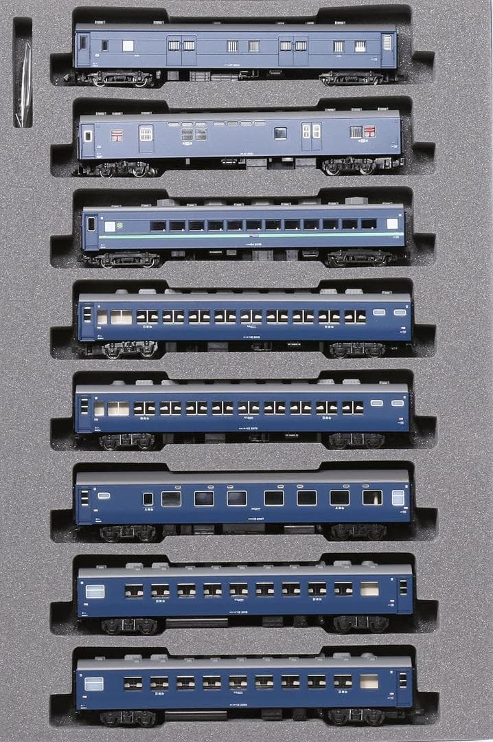 新品未使用KATO客車編成セット 寝台急行 きたぐに 8両 10-1670