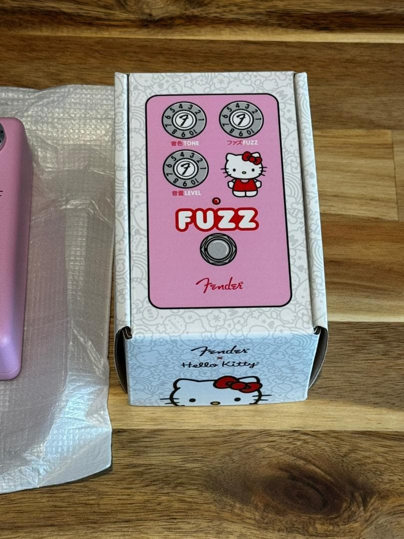 Fender Hello Kitty Fuzz ギター エフェクター