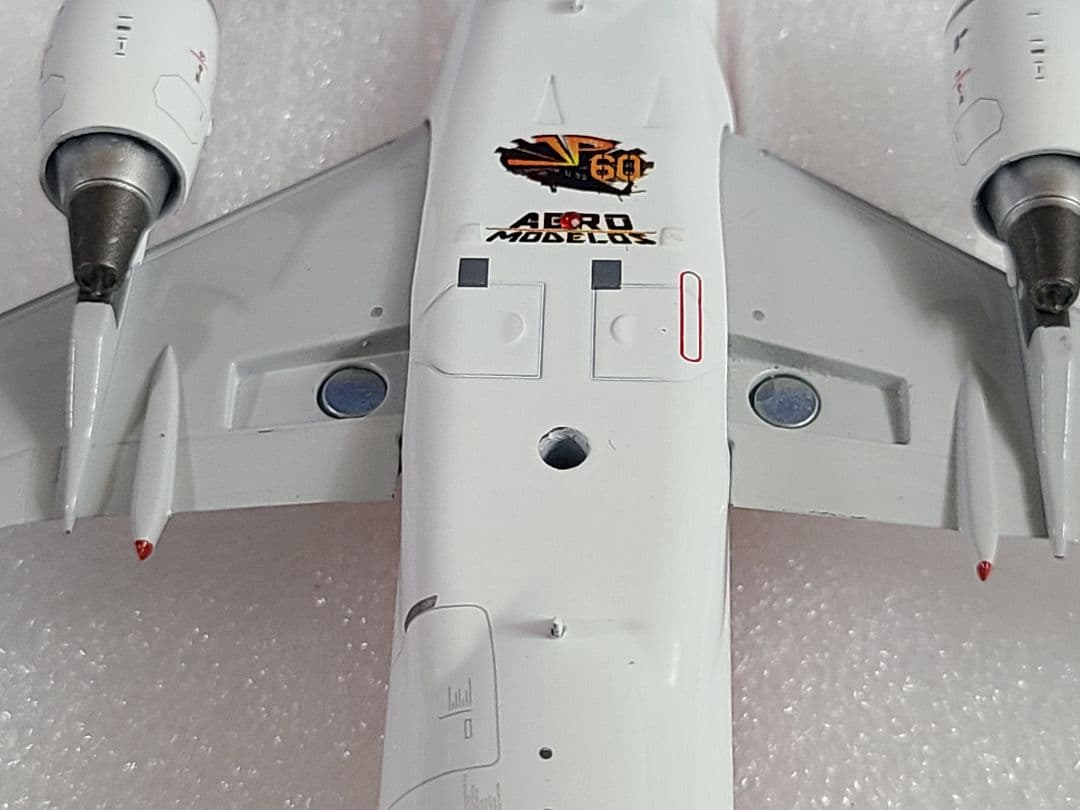 1/200 A319-112 アビアンカ航空 HK-4553 スタンド付属