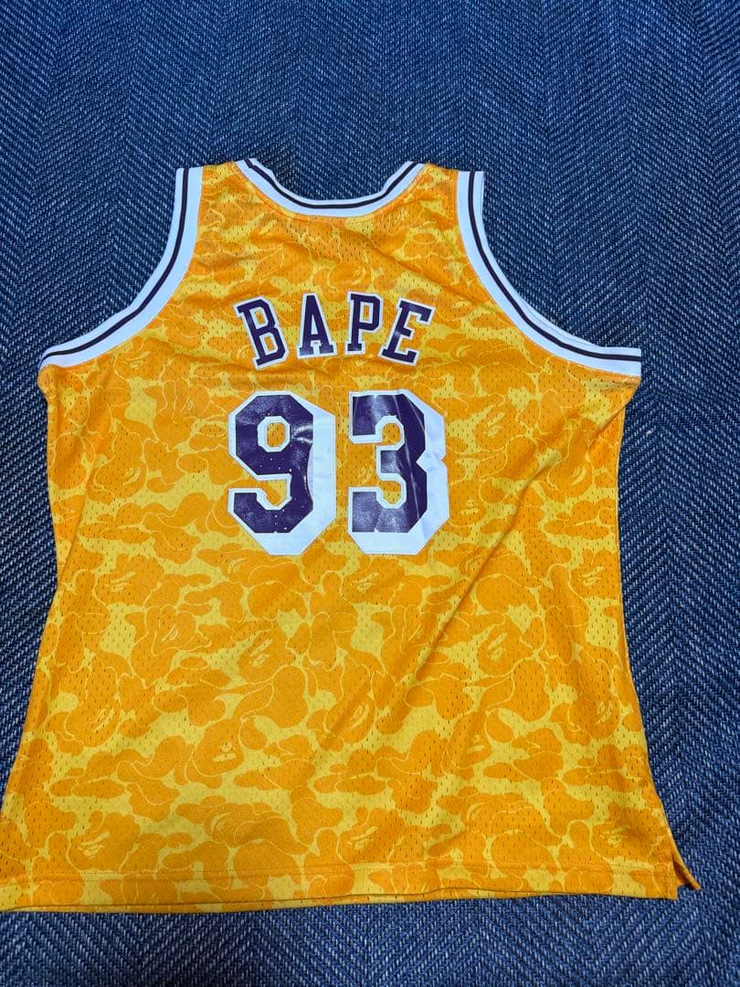 ミッチェルアンドネスコラボ　lakers ユニフォーム　bape