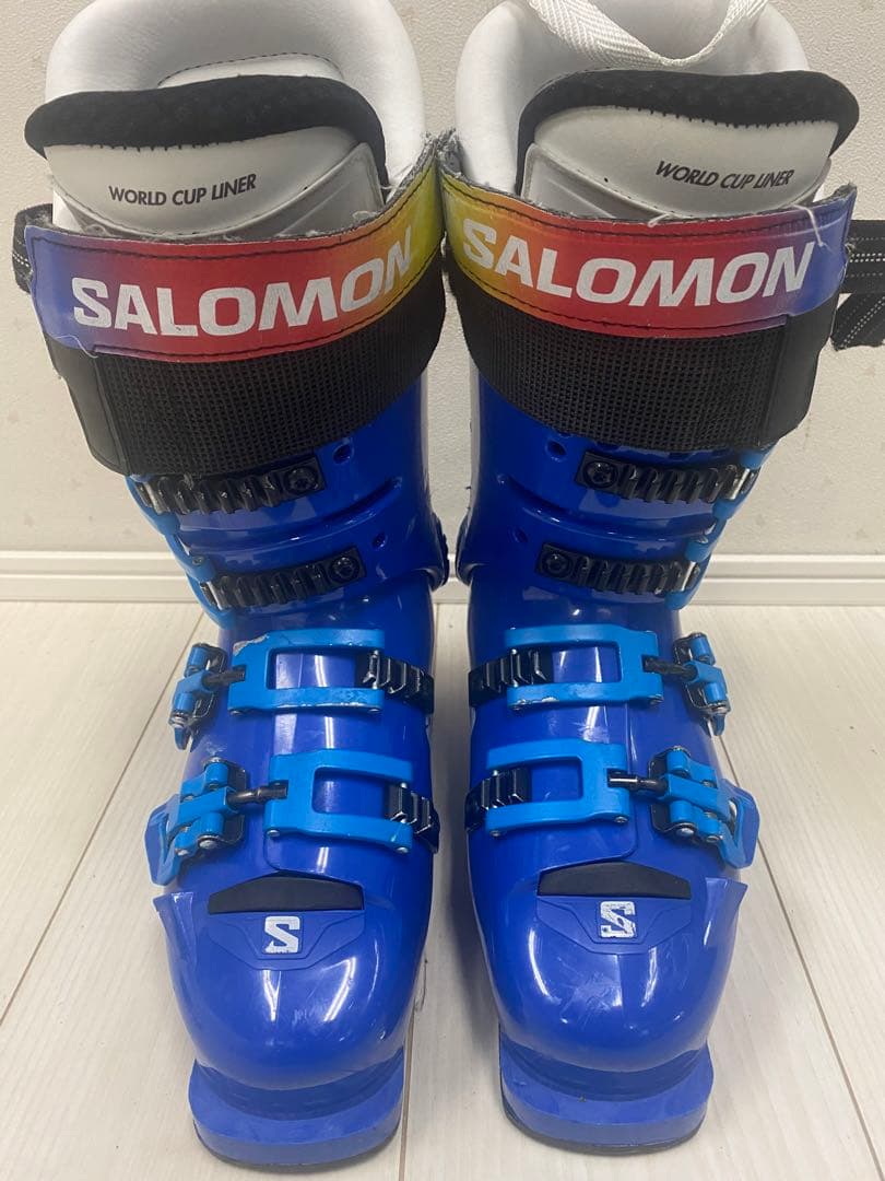 SALOMON ブーツ　130 極美品