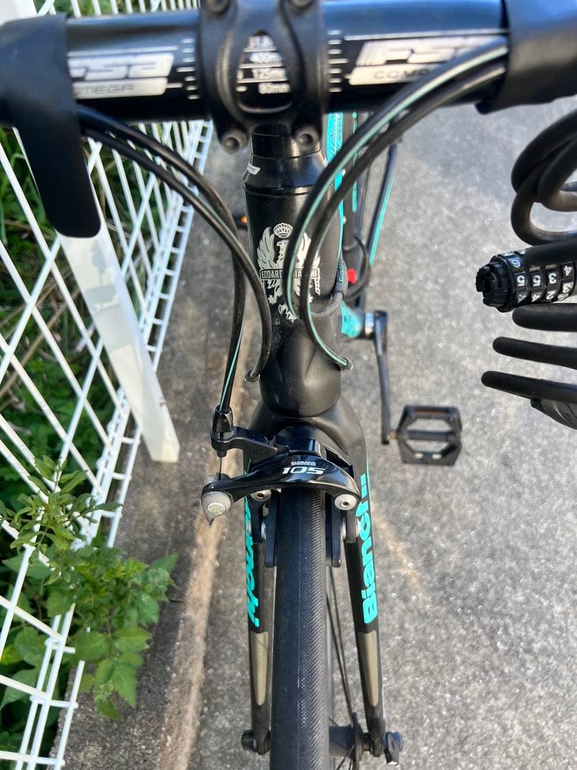 Bianchi ロードバイク105