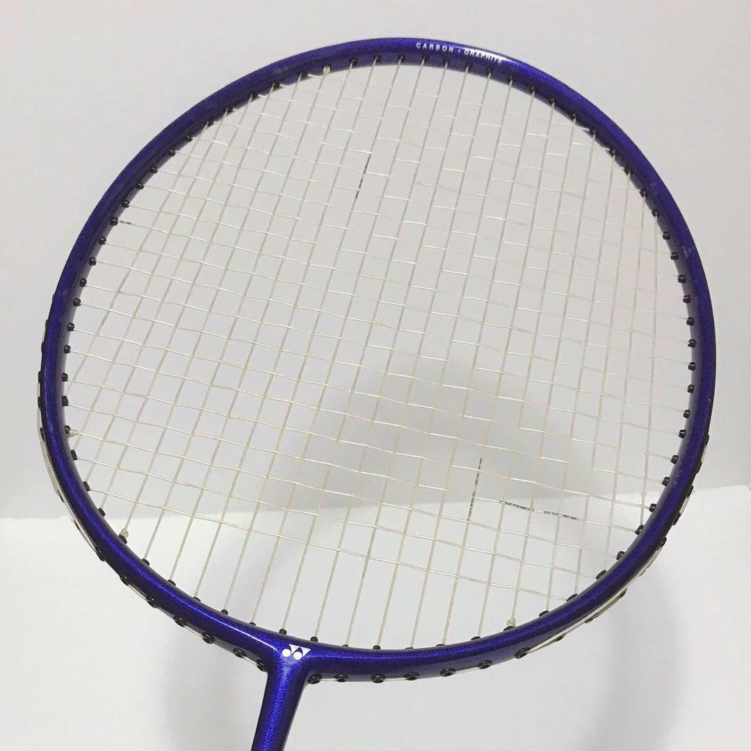 廃盤 YONEX AEROTUS 40 3UG5 バトミントンラケット