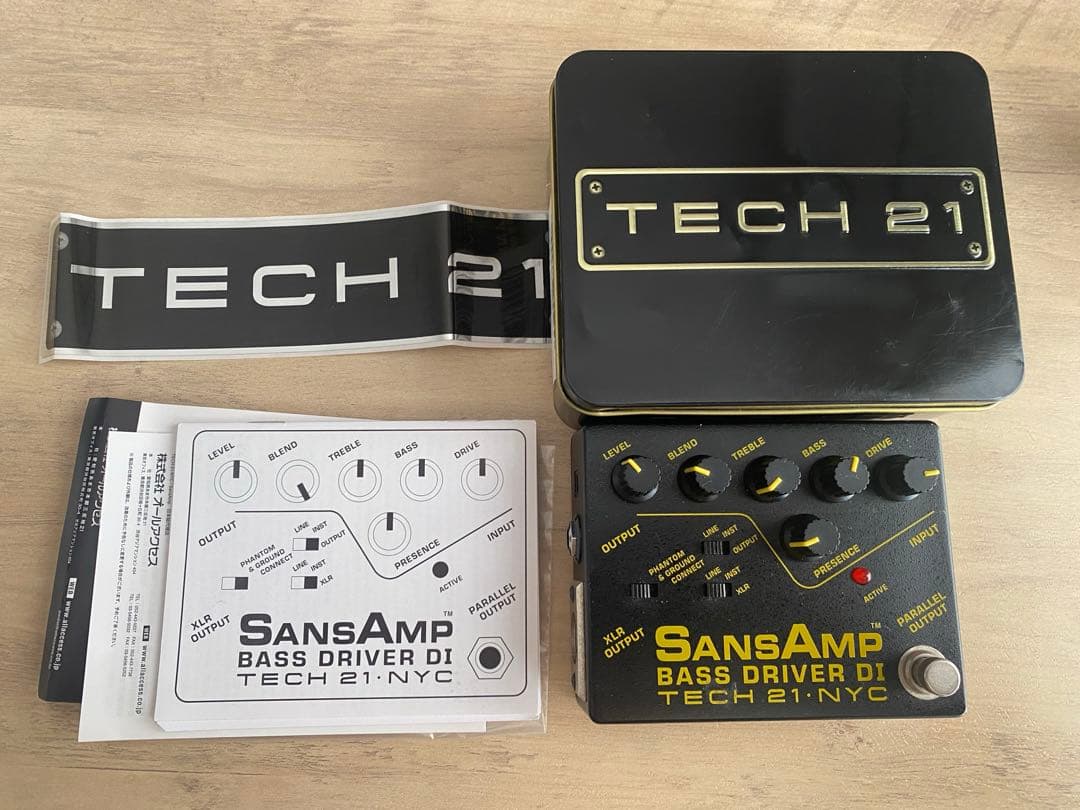 ベース TECH21 SansAmp BASS D DI