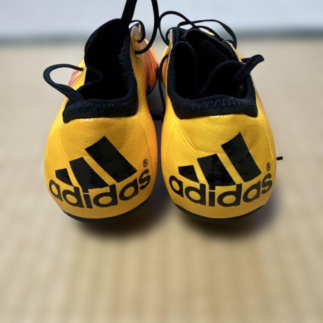 adidas サッカーシューズ イエロー/ブラック/ピンク　取り替え式