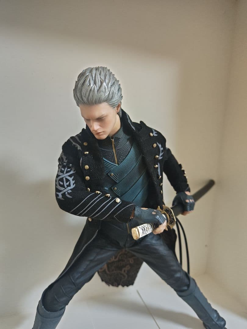 【改造品】アスモストイズ DMC5 バージル LUXURYEDITION