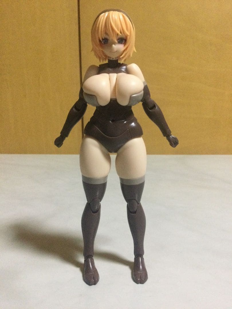 フレームアームズ・ガール 輝鎚・甲 素組完成品