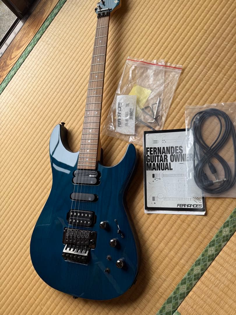 FERNANDES FR-85 サスティナー　完動品　ミントコンディション