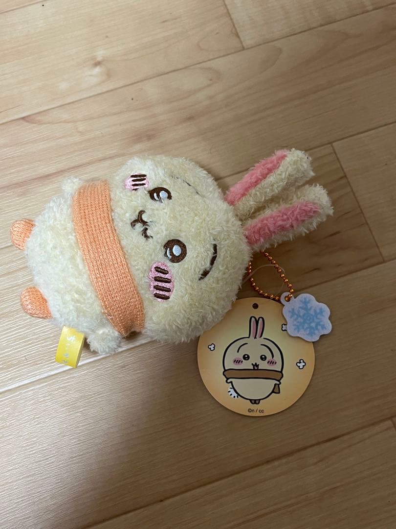 ちいかわ　うさぎ冬の装いぬいぐるみ　マフラー