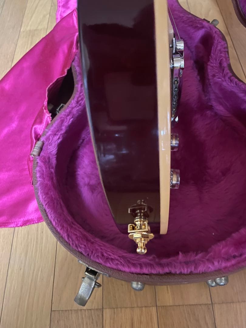 Gibsonレスポールスタンダード チェリーサンバースト