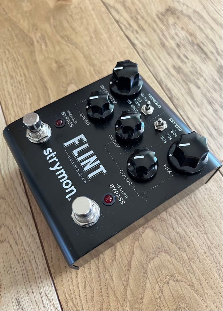 Strymon Flint 限定版 black knob Edition