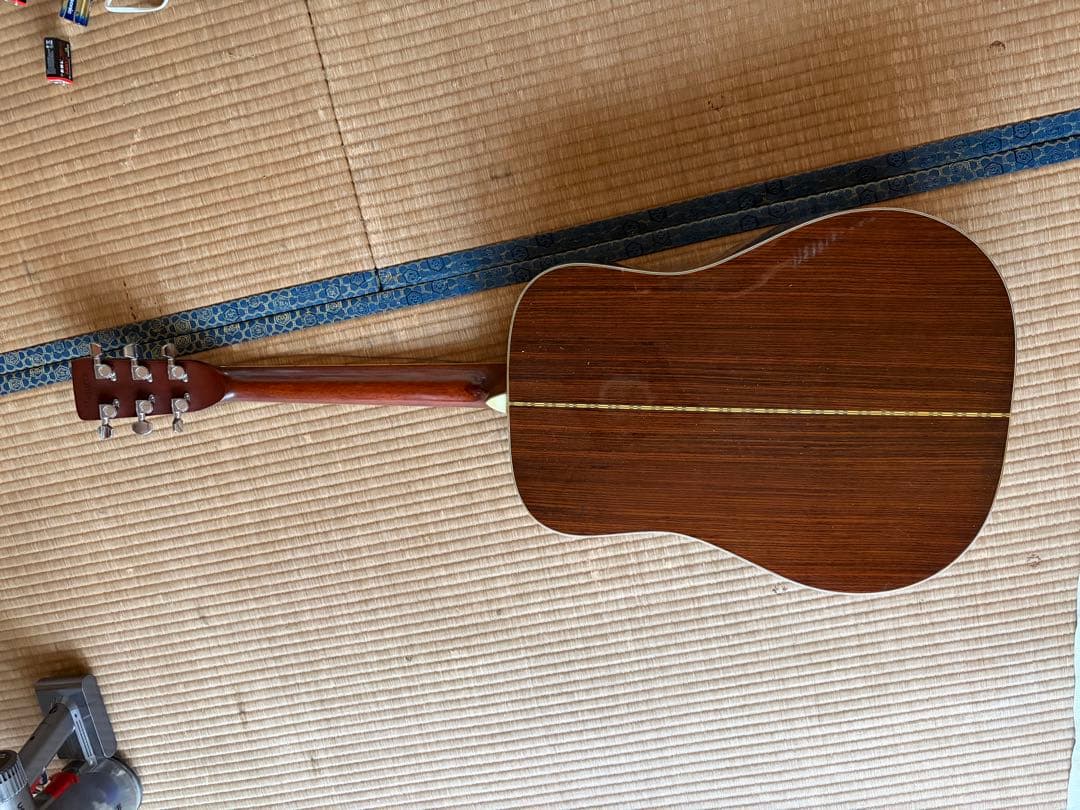MORRIS アコースティックギター　w-35