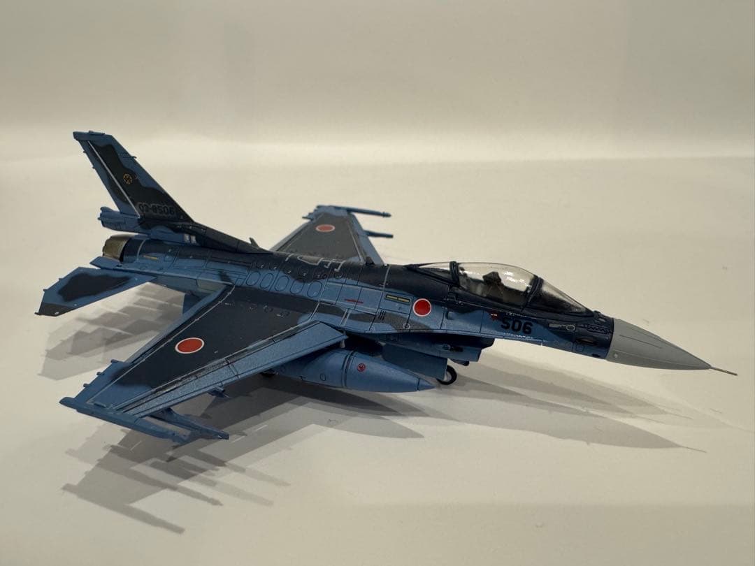技mix 1/144 航空自衛隊 F-2A 第6飛行隊(築城基地) 完成品
