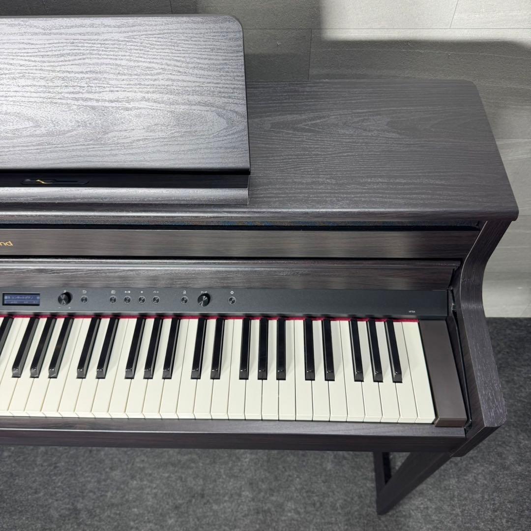 Roland 電子ピアノ HP704 2022年製 イス付き 美品 d4994