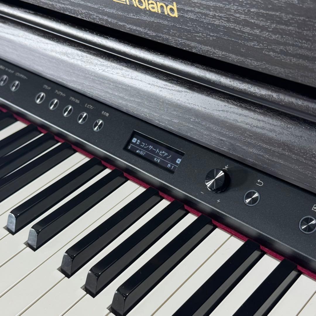 Roland 電子ピアノ HP704 2022年製 イス付き 美品 d4994