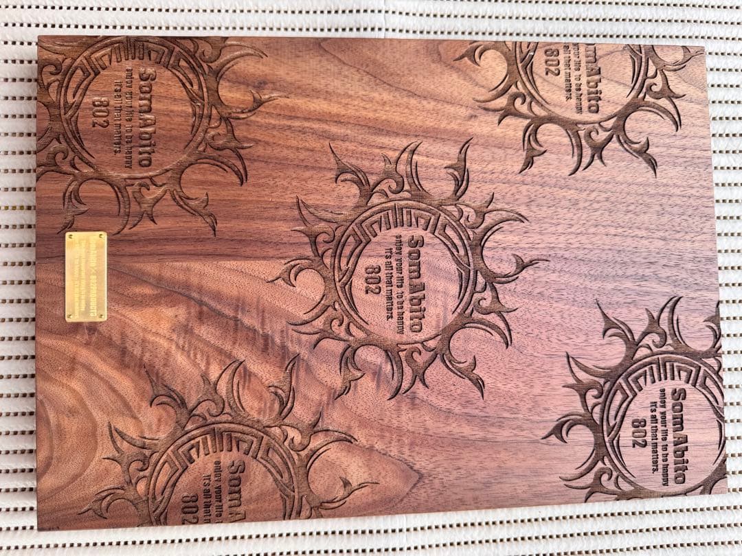 ソマビトと802productsの天板、Damage mark ウォールナット脚