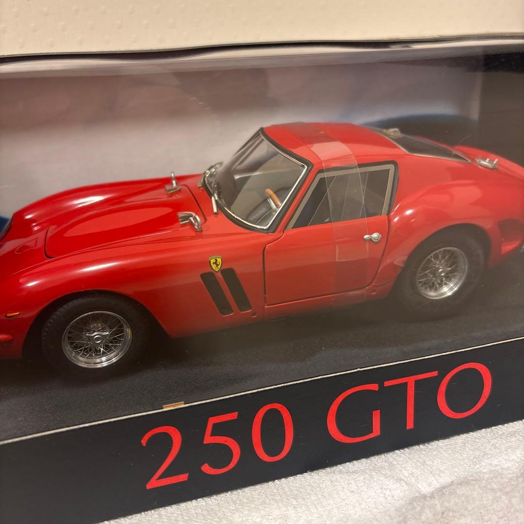 Ferrari 250 GTO 1/18 スケール ELITE
