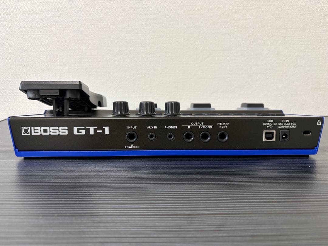 BOSS GT-1 ギター用マルチエフェクター
