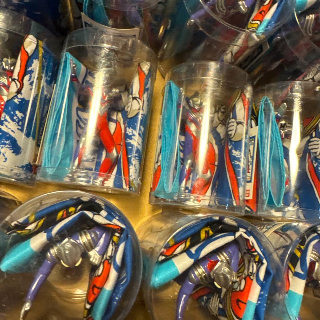 希少⭐︎ウルトラマンダイナ　ハンカチ＆ミニフィギュア 28個　まとめ売り