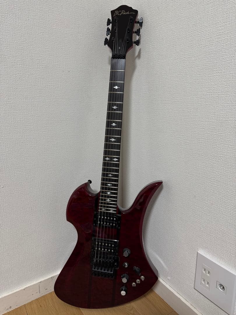 美品 B.C.Rich Mockingbird ST