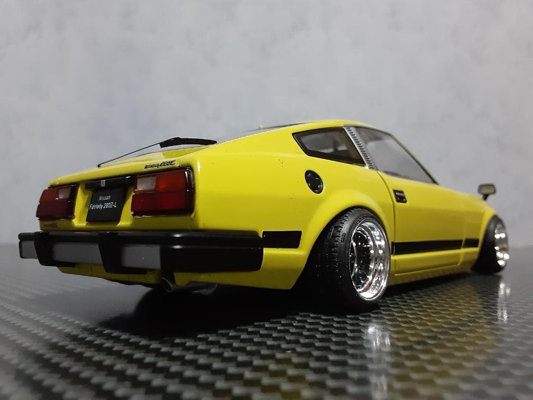 Hachette 1/24 フェアレディ280Z-L 黄 カスタム改 ローダウン