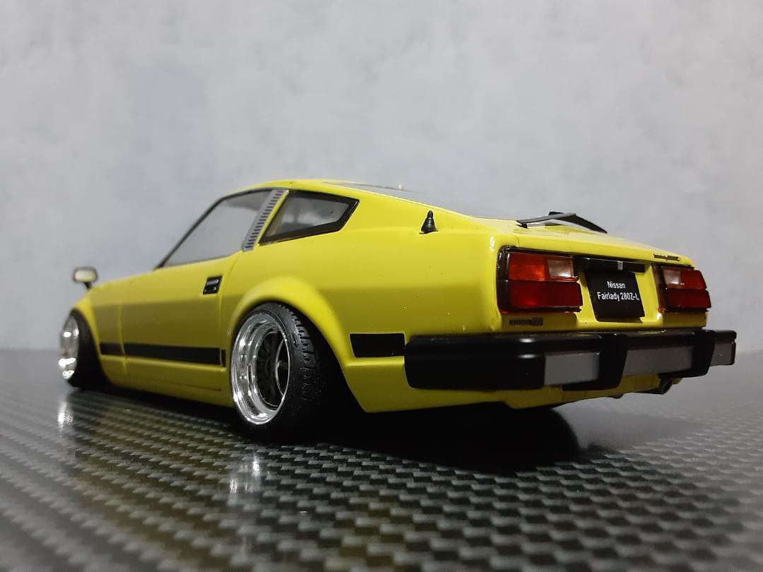 Hachette 1/24 フェアレディ280Z-L 黄 カスタム改 ローダウン