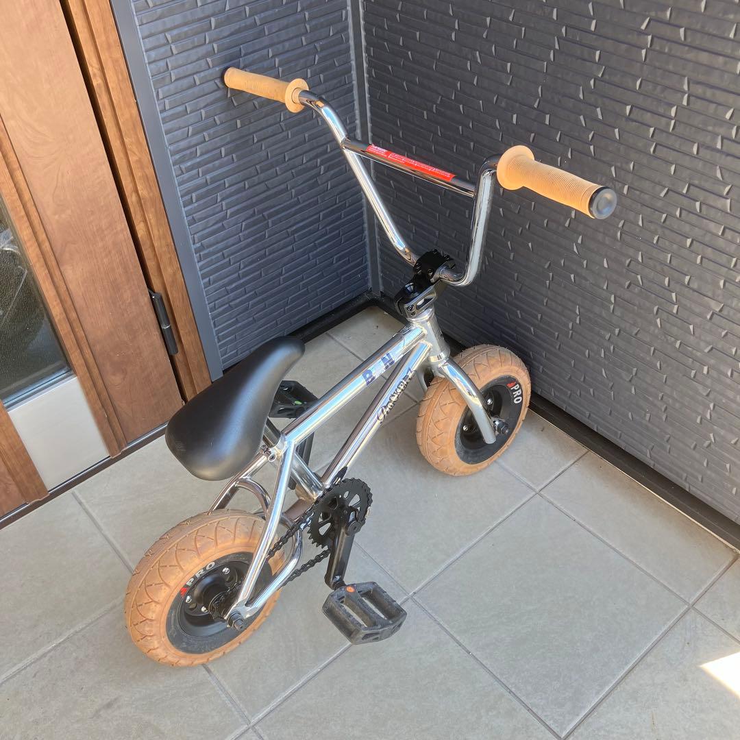 自転車本体 BMX mini ROCKER3 BANE