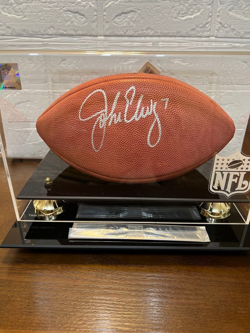 【NFL】JOHN ELWAY 直筆シルバーサインボール専用ケース入りCOA付き