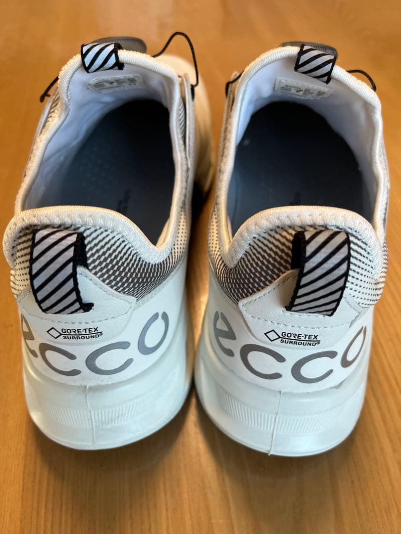 新品同様 ECCO ゴルフシューズ 白 27.5 BOA 44,000円