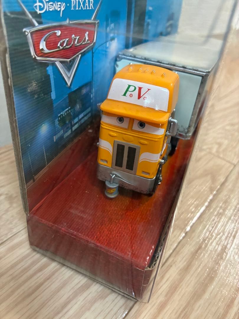 早い者勝ち‼︎Disney Pixar Cars Hauler ミニカー