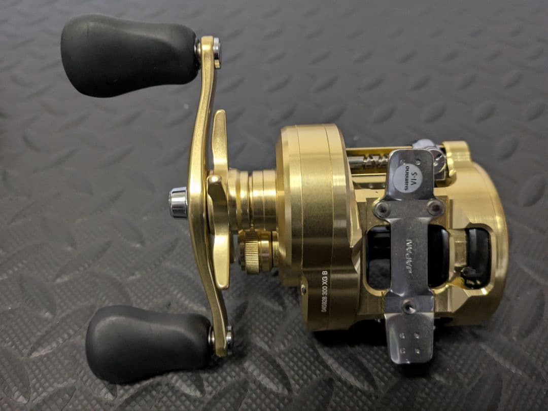 リール SHIMANO CALCUTTA CONQUEST MD 300XG