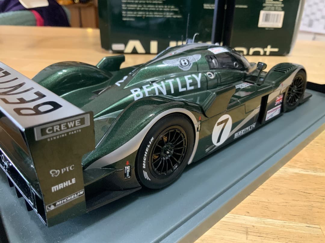AUTOart 1/18 Bentley Speed 8 オートアート