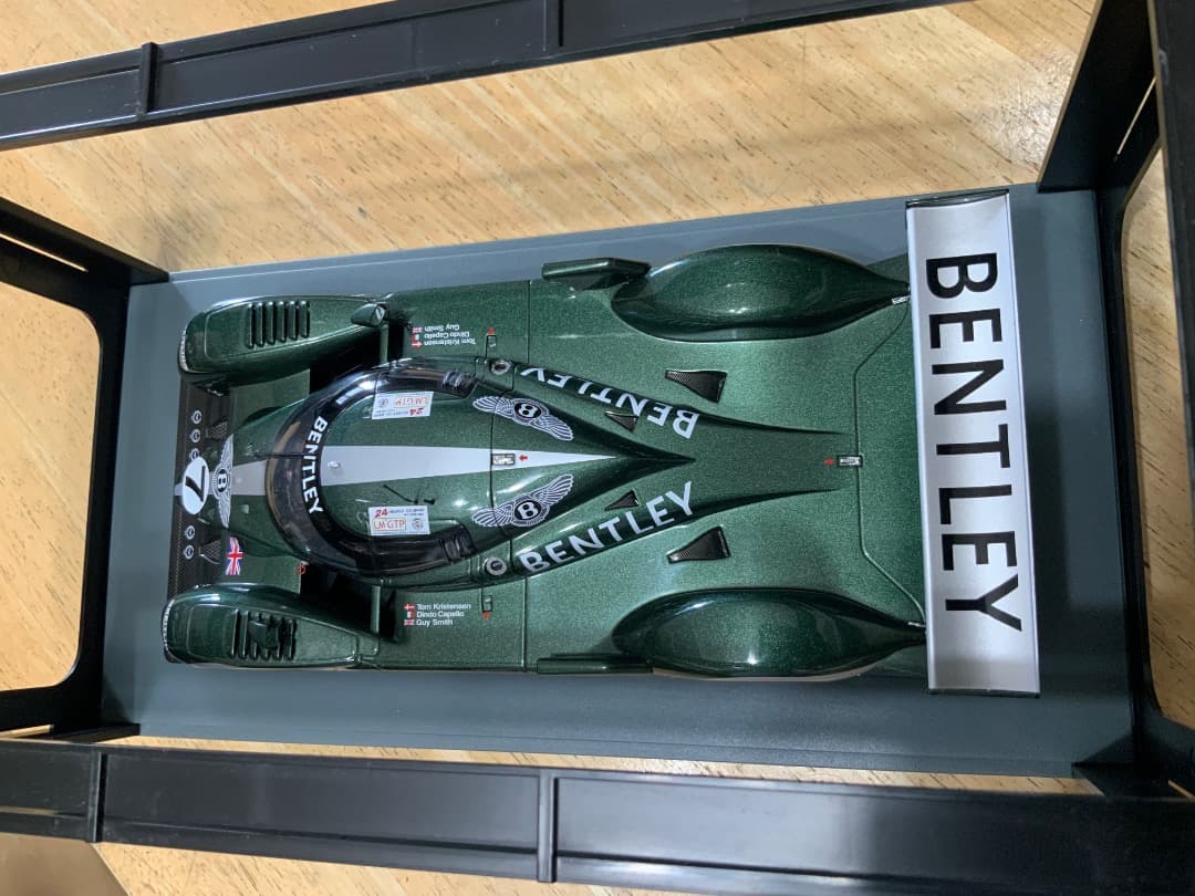 AUTOart 1/18 Bentley Speed 8 オートアート