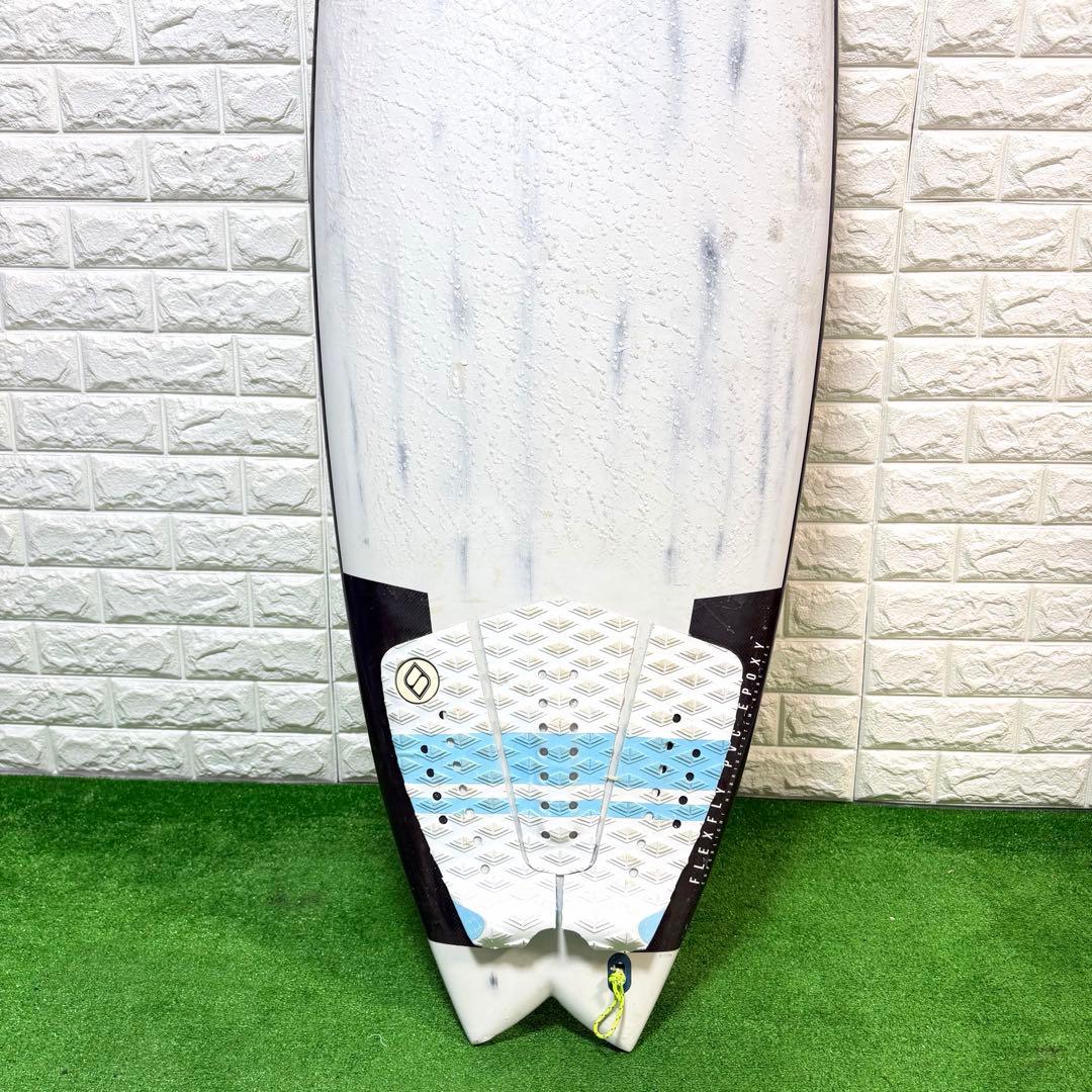 ジャスティス　Tajima 92 DIVA 5’11 EPOXY FCS2