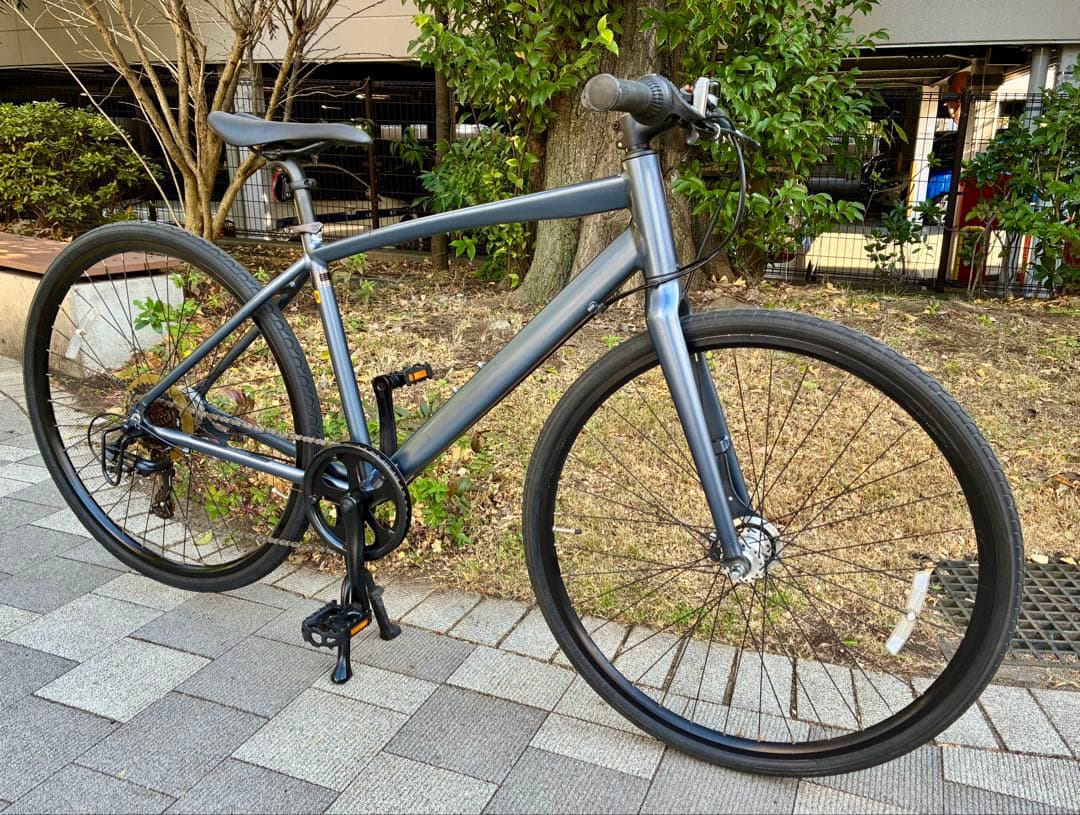 URBAN BIKE. クロスバイク 700×35C 7S前後内装ブレーキ東京