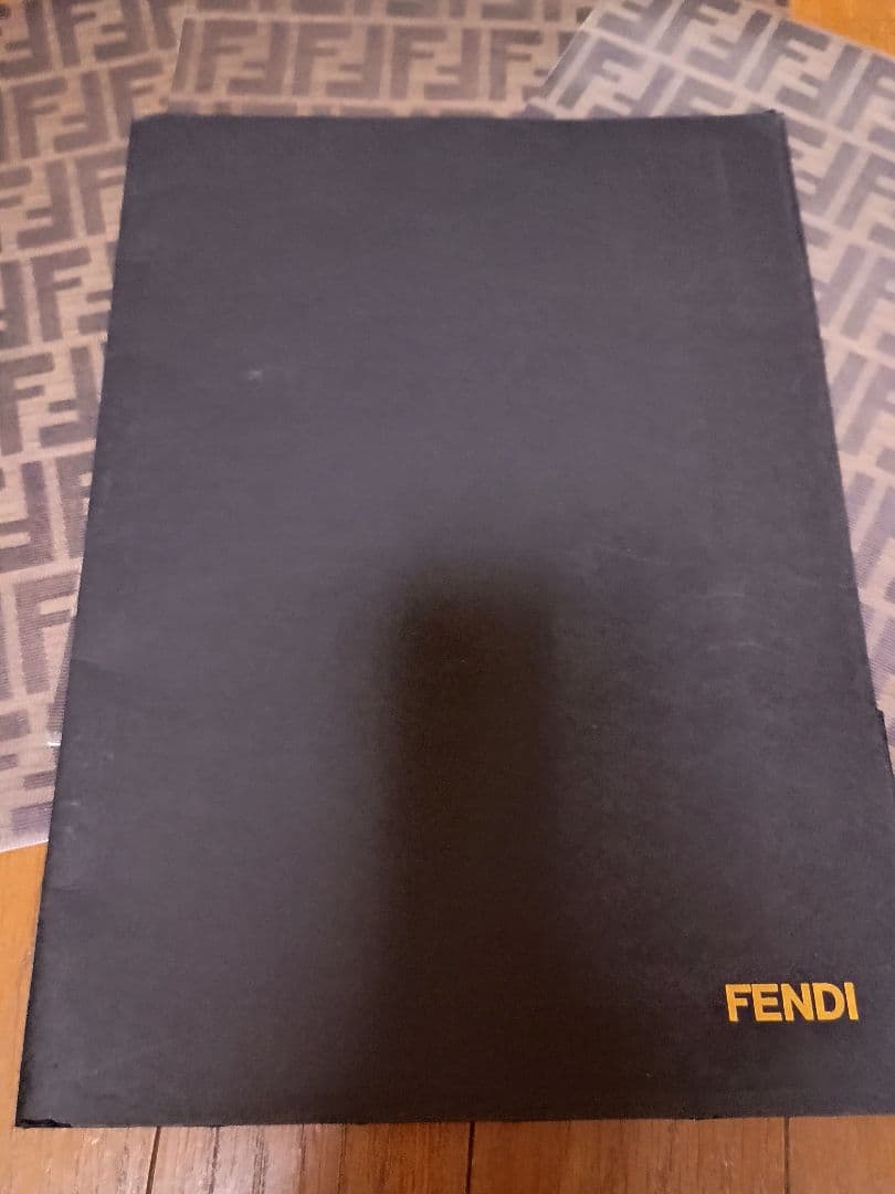 FENDI フェンディ　クリアファイル　3枚　非売品　希少　ノベルティ