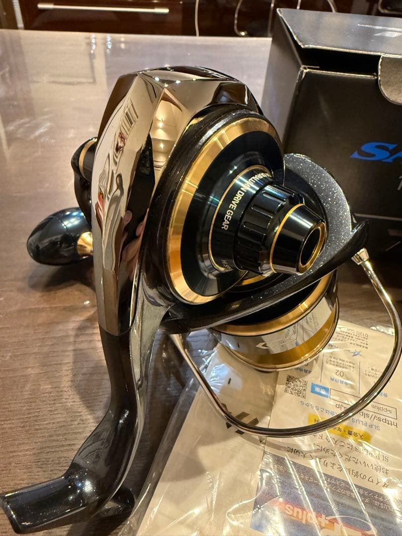 リール Daiwa Saltiga 18000H East Blue