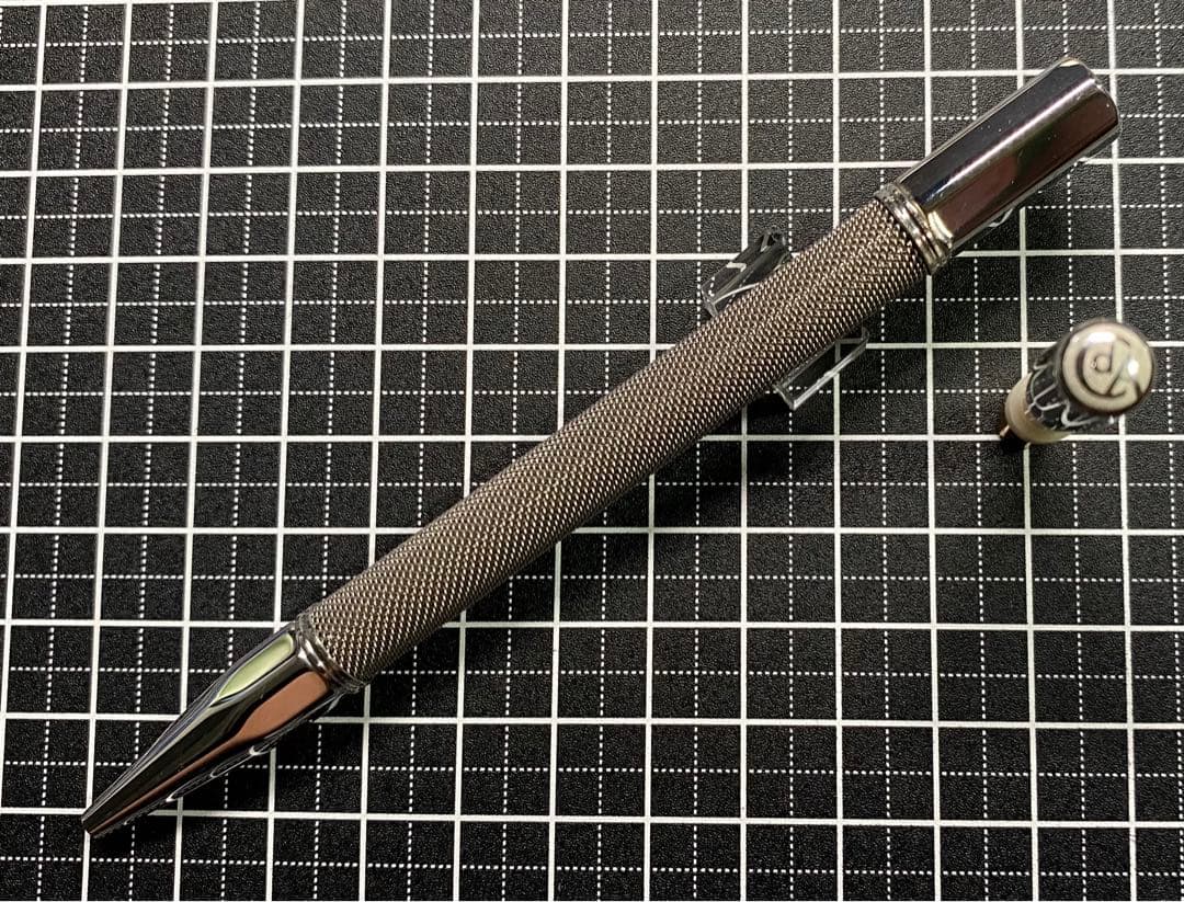 CARAN D'ACHE バリアスコレクション　アイバンホー　ボールペン