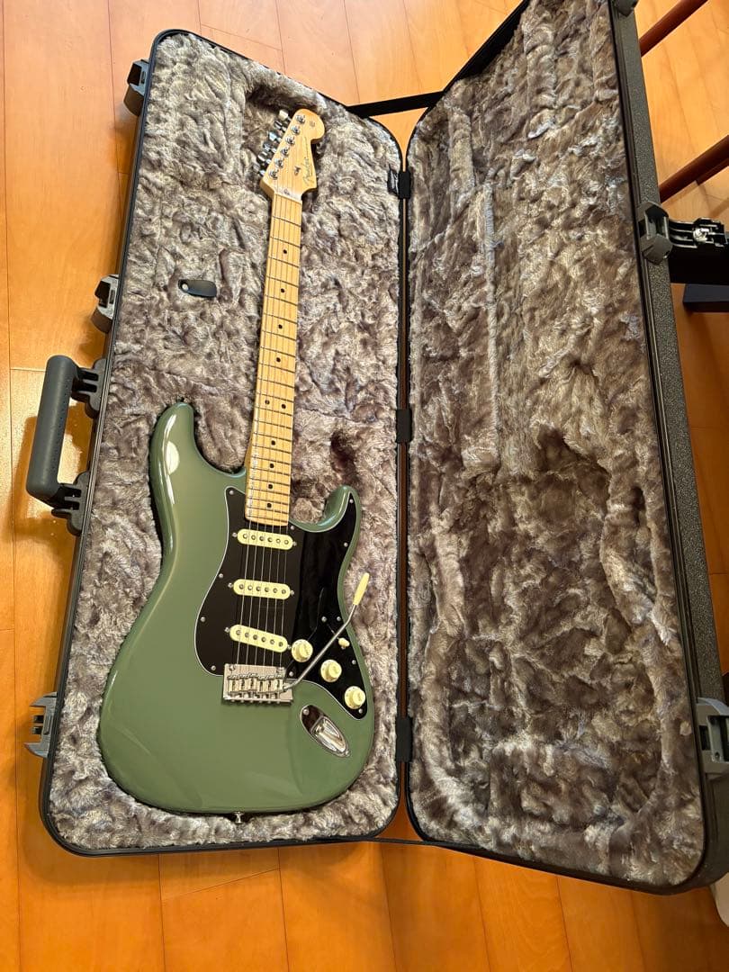 FenderストラトAmerican Professional Ⅱ ケース付