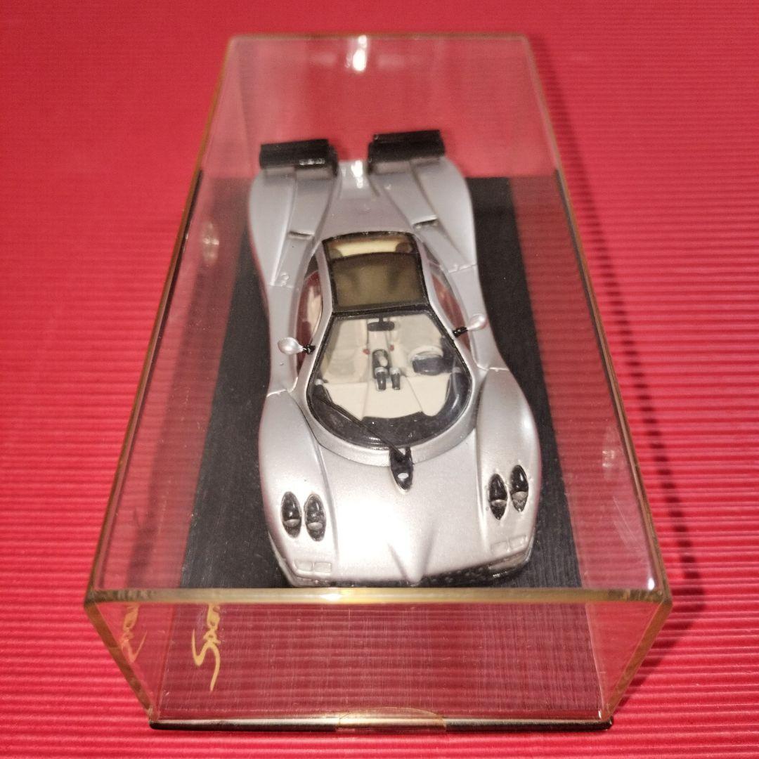 スパークモデル 1/43『パガーニゾンダ C12 7.3/シルバー』未開封品