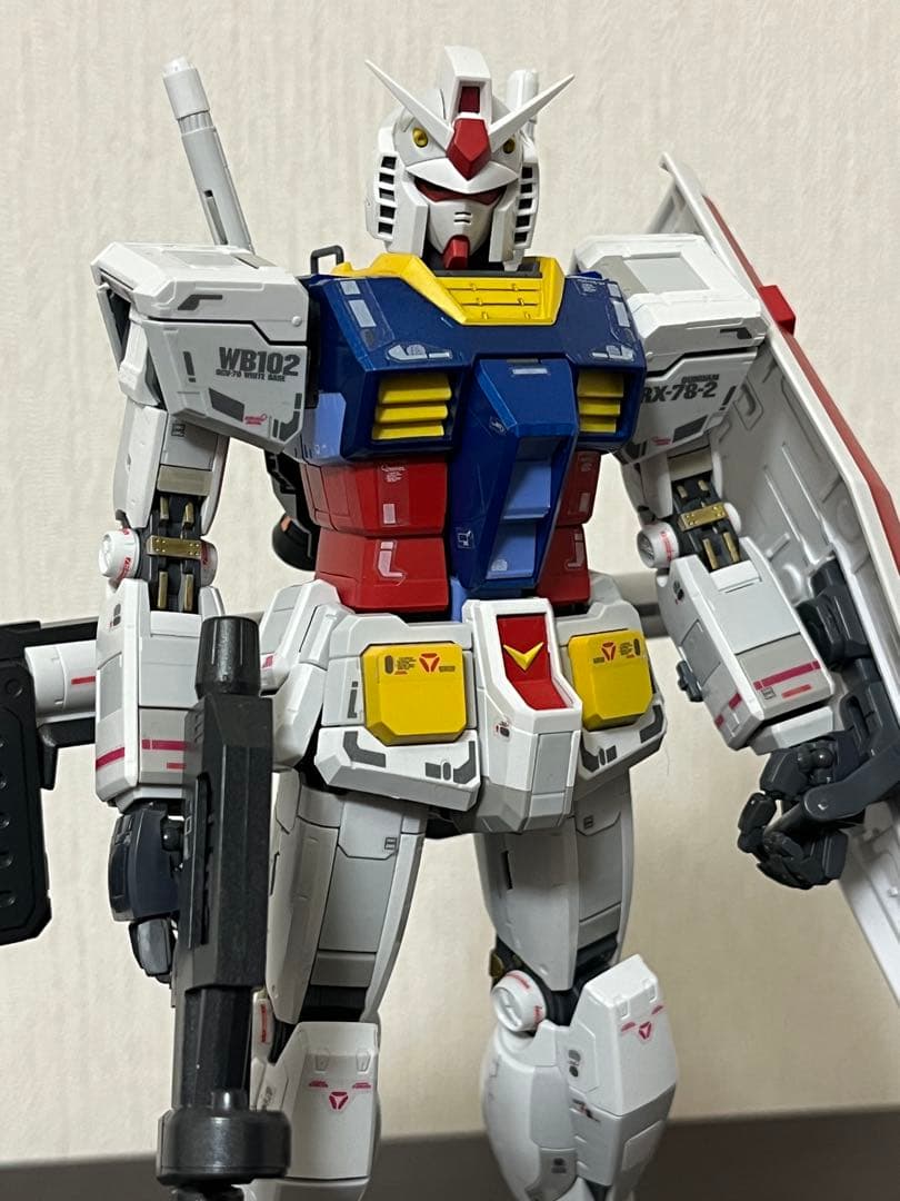 MG RX-78-2 ガンダム 1/100 部分塗装完成品