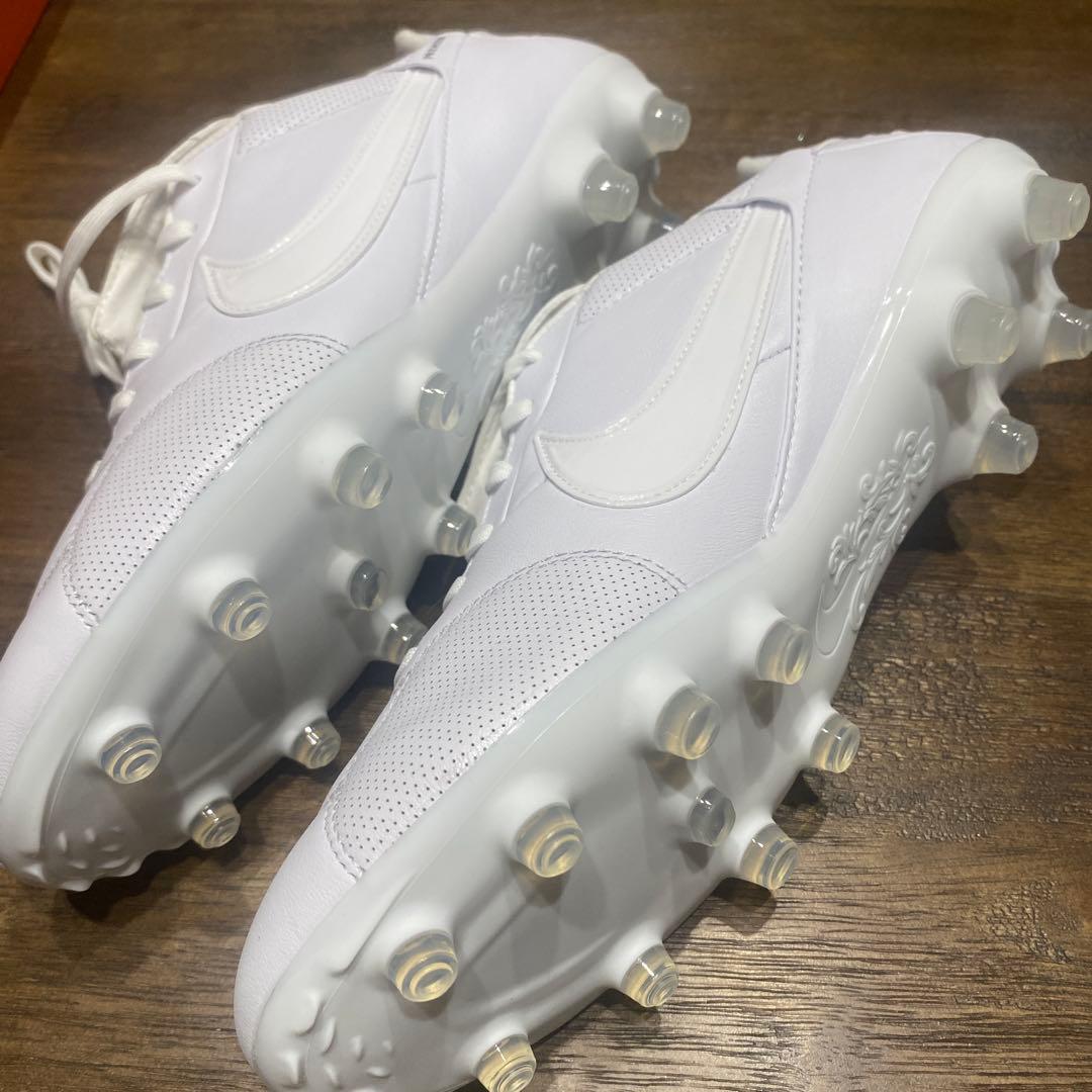 ナイキ　プレミア3 FG