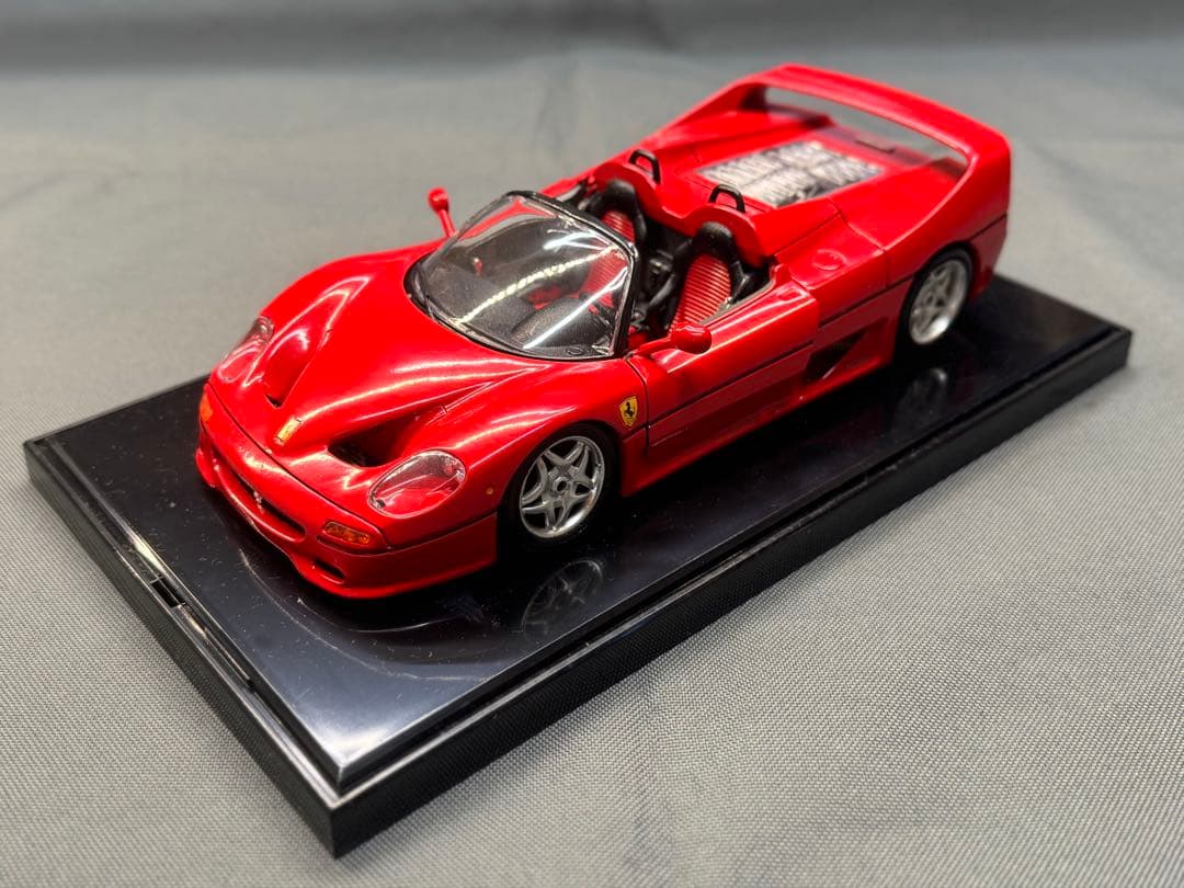 Ferrari F50 1/18 スケール ミニカー