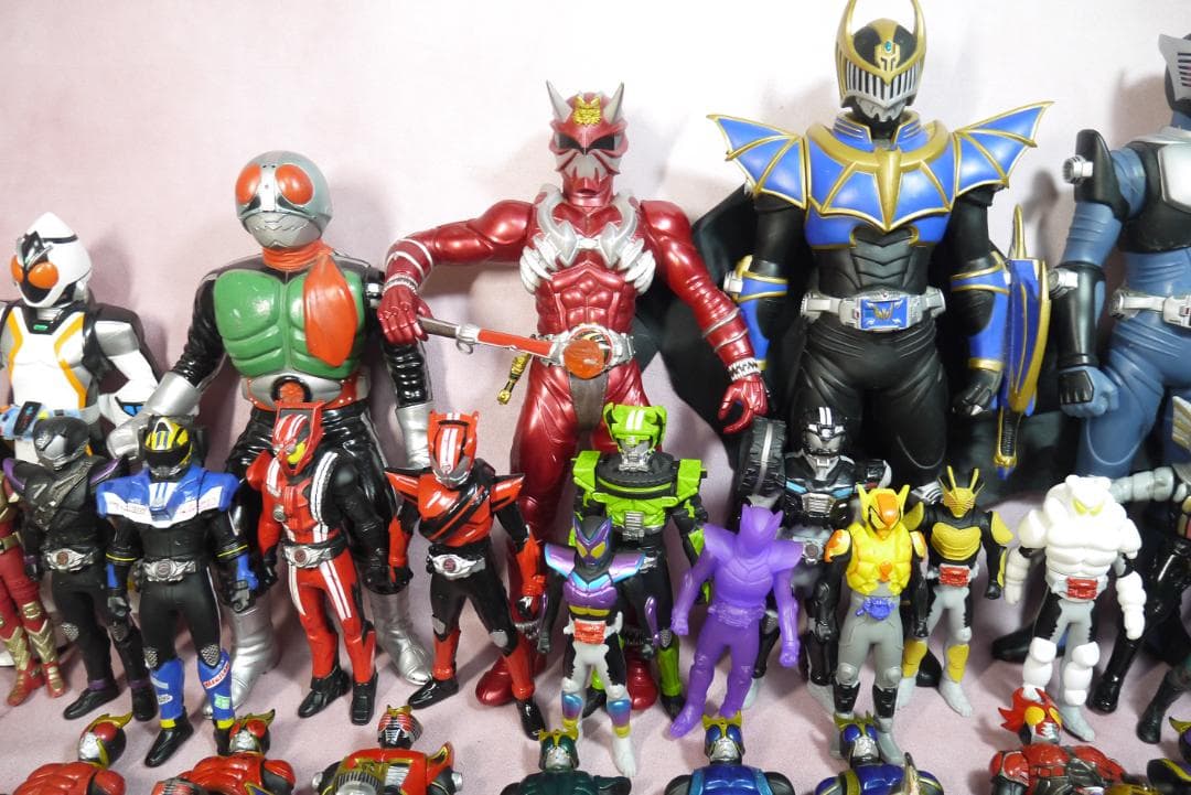 ライダーヒーローシリーズ　ビッグサイズソフビフィギュア　など　112体セット