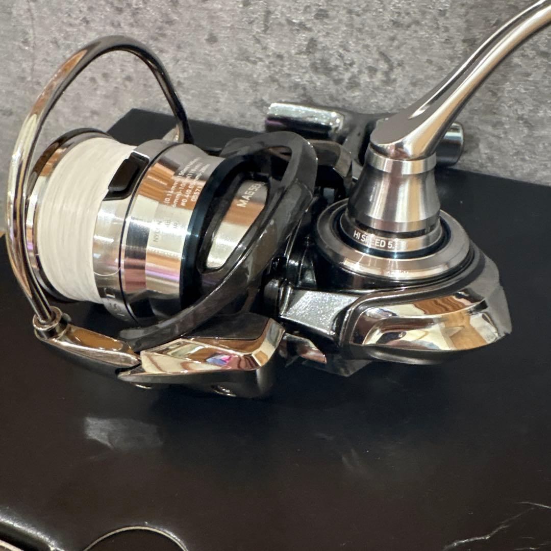 Daiwa Exist LT 2000S-H スピニングリール　イグジスト 18