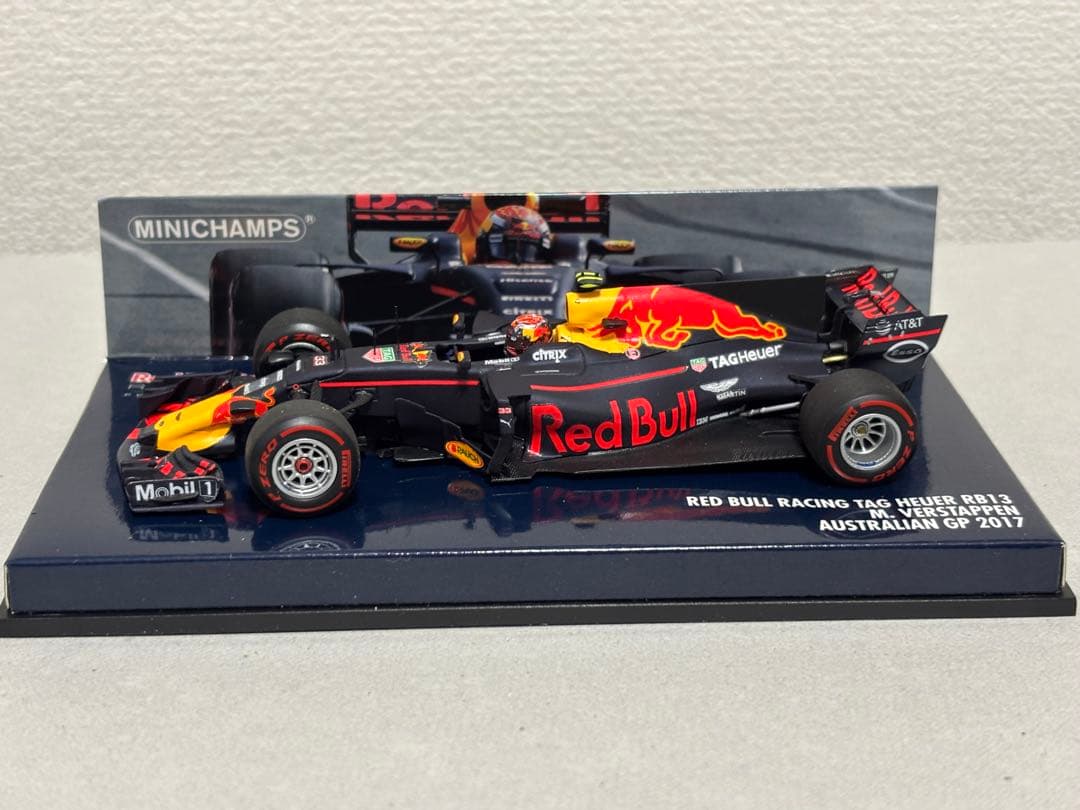MINICHAMPS レッド・ブル RB13 M. Verstappen