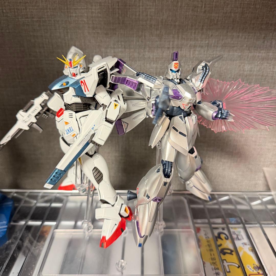 MG F91（チタニウム）とRE/100のビギナギナ（エクストラフィニッシュ）
