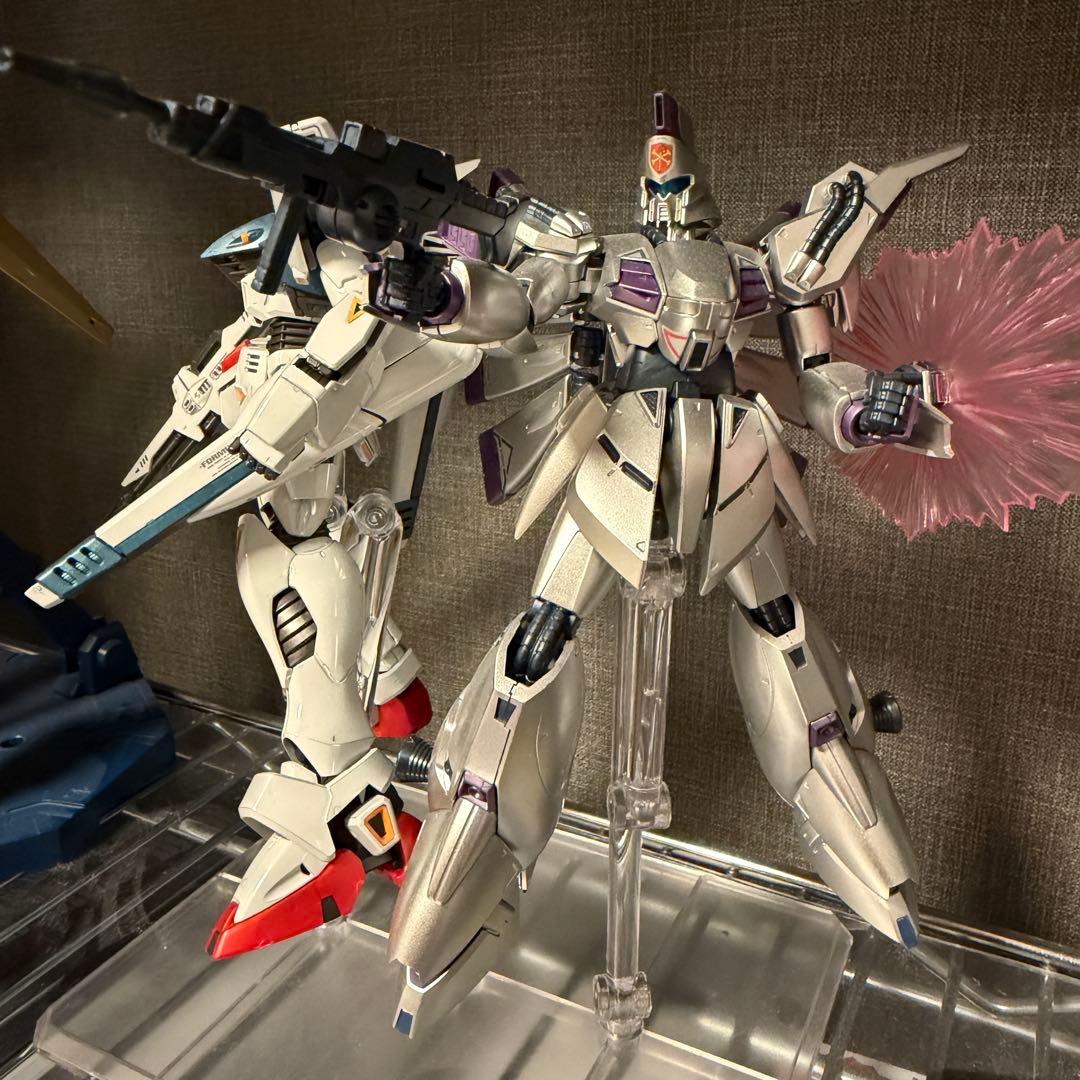 MG F91（チタニウム）とRE/100のビギナギナ（エクストラフィニッシュ）