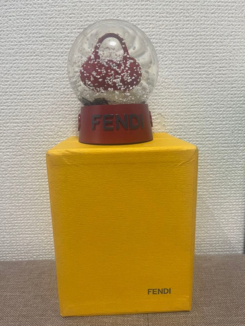 非売品 FENDI×MONCLER コラボスノードーム フェンディ モンクレール